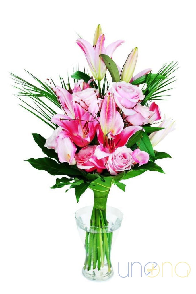 Lift Me Up Bouquet for Delivery in Ukraine - Send Flowers to Ukraine